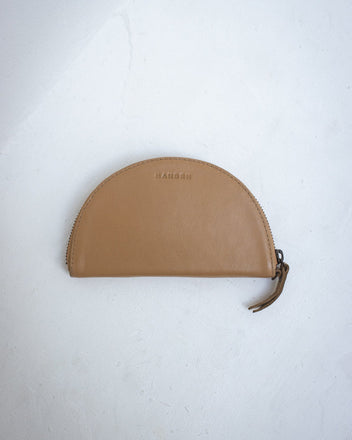 MANDRN | The Wedge - Sand Zipped Leather Wallet